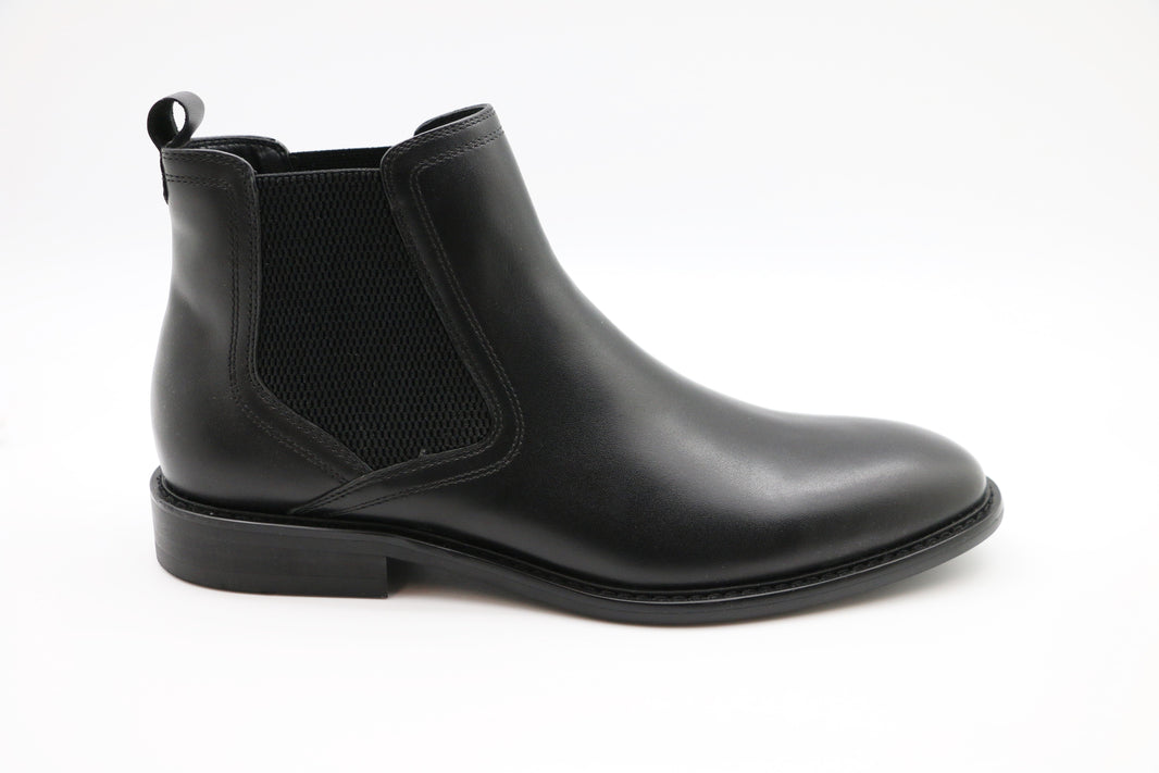 Footwear – Tony Barlow
